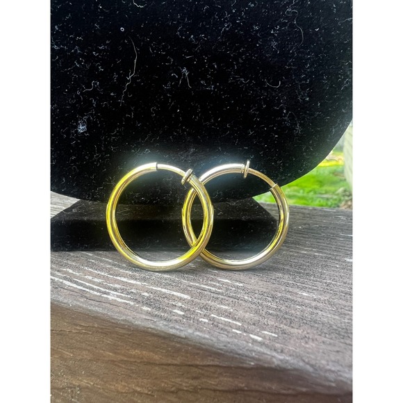 Jewelry | Vtg Style Gold Tone Spring Clip Hoop Earrings Nonpierced ...